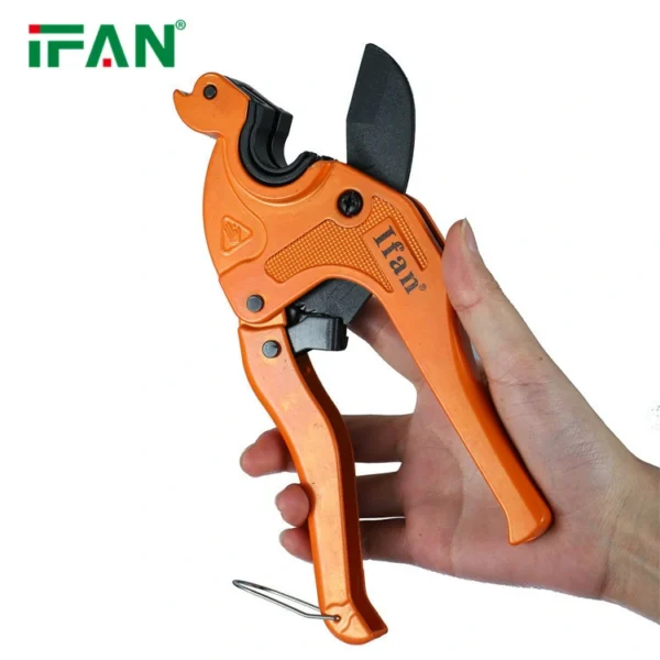 Pipe Cutter